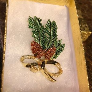 Vintage | Jewelry | Vintage Christmas Holiday Pinecone Swag Pin | Poshmark